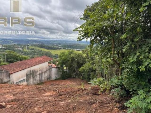 Terreno em condomínio fechado com projeto aprovado e vista panorâmica!