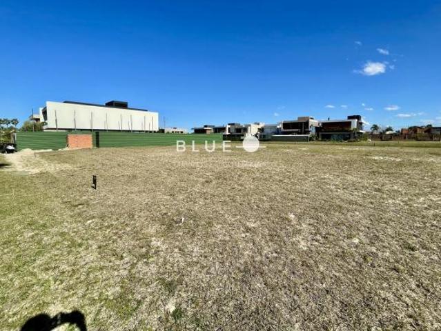 Terreno em condomínio fechado em Torres RS