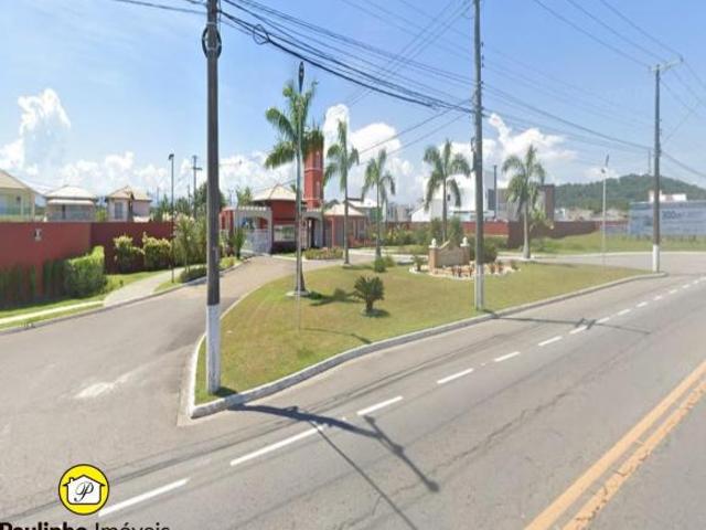 Terreno em condomínio fechado em Peruibe, com ampla estrutura em segurança e lazer