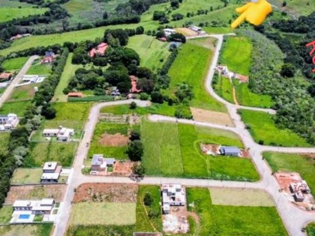 TERRENO EM CONDOMINIO FECHADO GIGANTE 2