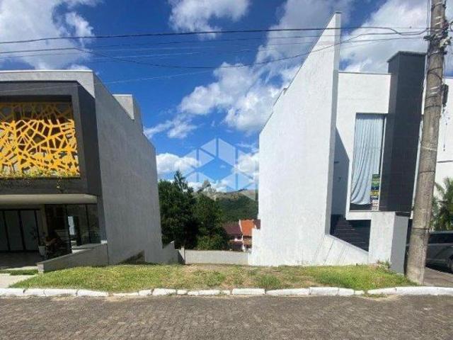 Terreno em condomínio fechado na Aberta dos Morros