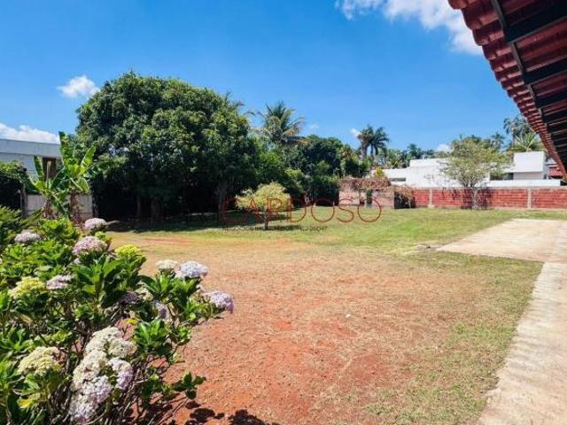Terreno em Condomínio Fechado no Park Way – Quadra 04 D165