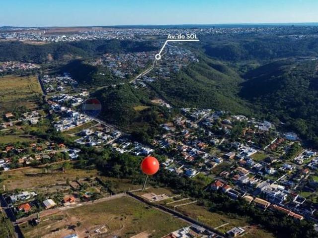 Terreno em condomínio no começo da Av. do Sol