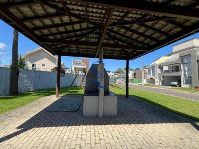 Terreno em condomínio no Umbará