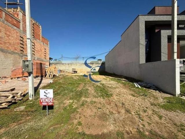 Terreno em condomínio no Umbará