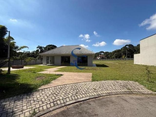 Terreno em condomínio no Umbará