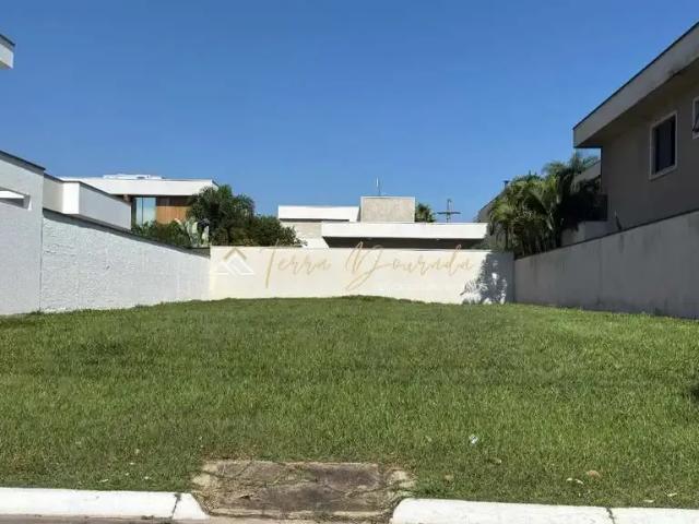 Terreno em Condomínio para Venda em Taubaté/SP Condomínio San Marco