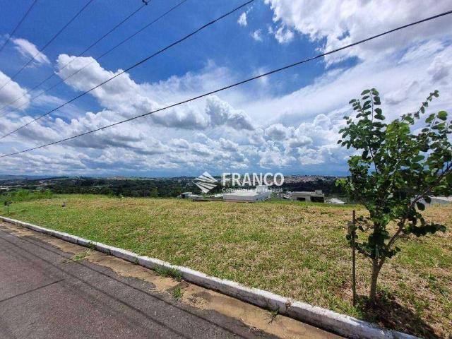 Terreno em Condomínio para Venda em Taubaté/SP Campos do Conde