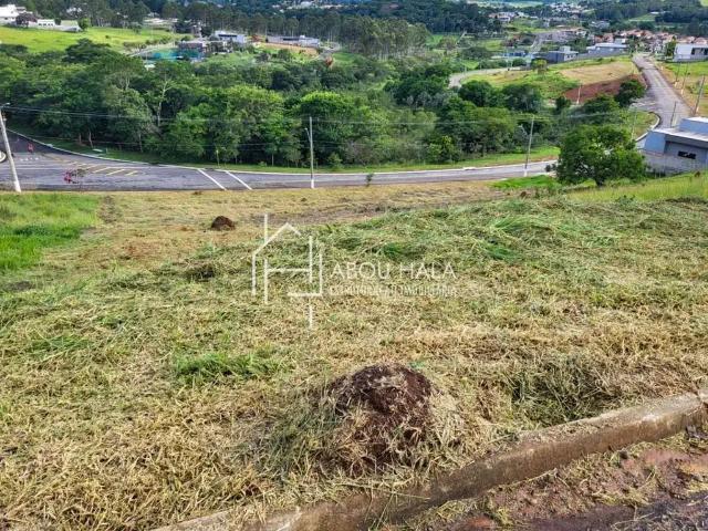 Terreno em Condomínio para Venda em Taubaté/SP Campos do Conde