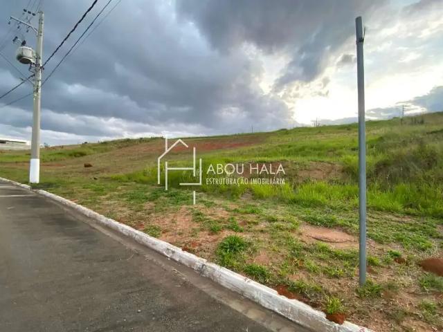 Terreno em Condomínio para Venda em Taubaté/SP Campos do Conde