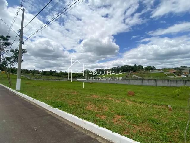 Terreno em Condomínio para Venda em Taubaté/SP Campos do Conde