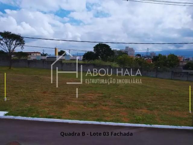Terreno em Condomínio para Venda em Taubaté/SP Campos do Conde