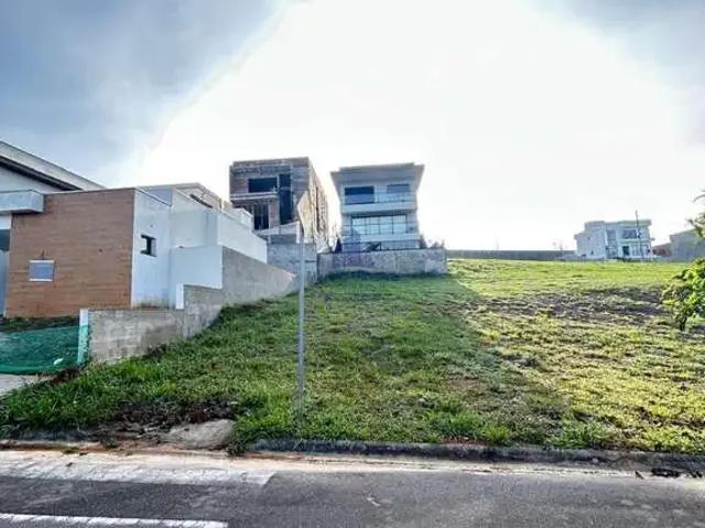 Terreno em Condomínio para Venda em Taubaté/SP Chácaras Cataguá