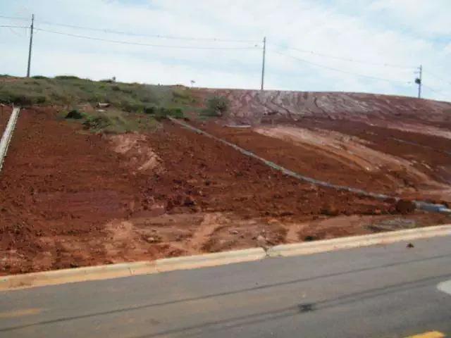 Terreno em Condomínio para Venda em Taubaté/SP Chácaras Cataguá
