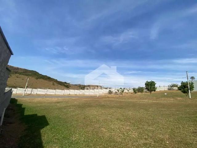 Terreno em Condomínio para Venda em Taubaté/SP Fazenda Casa Grande