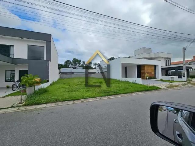 Terreno em Condomínio para Venda em Taubaté/SP Jardim Continental II