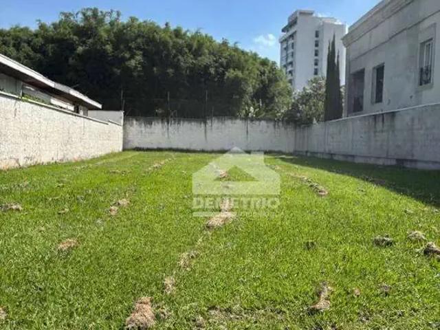 Terreno em Condomínio para Venda em Taubaté/SP Jardim das Nações