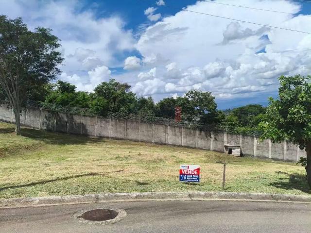 Terreno em Condomínio para Venda em Taubaté/SP Monte Belo