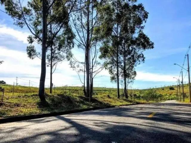 Terreno em Condomínio para Venda em Taubaté/SP Morada dos Nobres