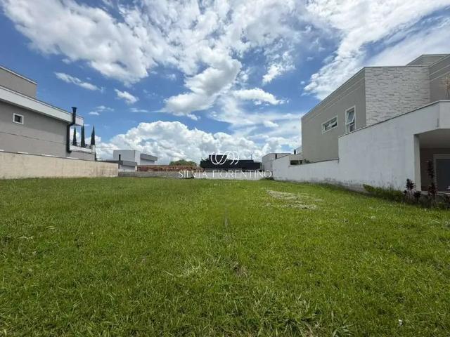 Terreno em Condomínio para Venda em Taubaté/SP Piracangaguá