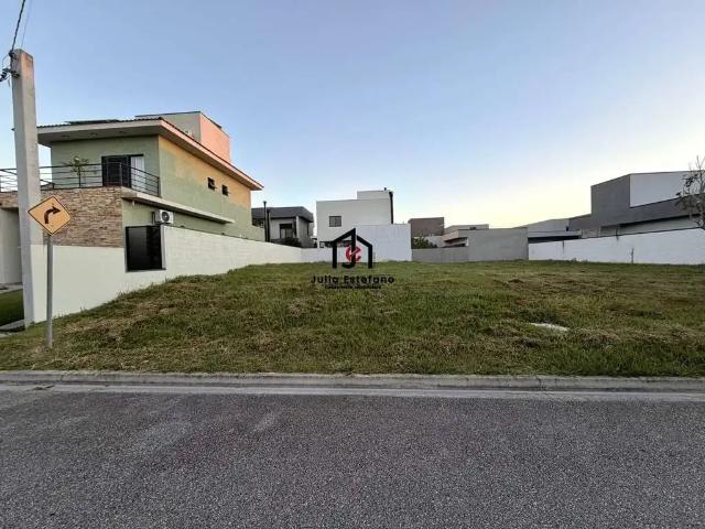 Terreno em Condomínio para Venda em Taubaté/SP Residencial Ouroville