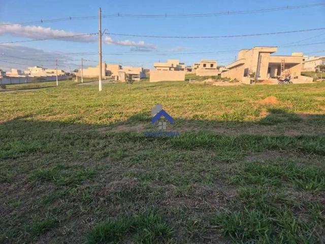 Terreno em Condomínio para Venda em Taubaté/SP Vale dos Cristais
