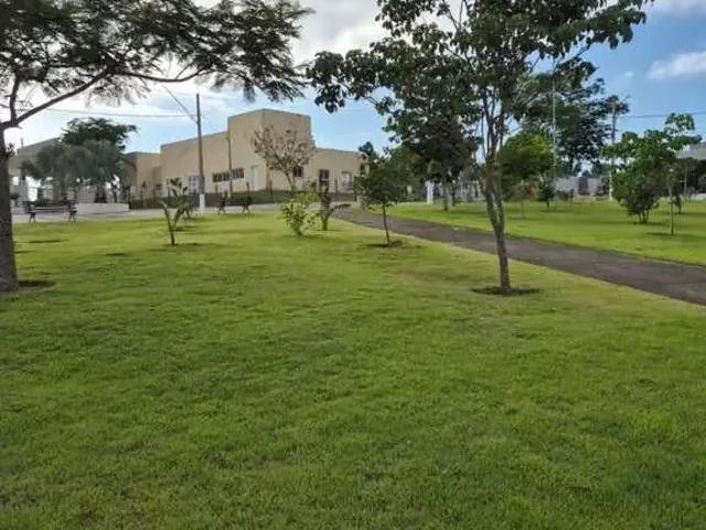 Terreno em Condomínio para Venda em Taubaté/SP Vale dos Cristais