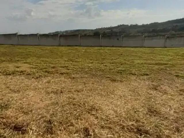 Terreno em Condomínio para Venda em Taubaté/SP Vale dos Cristais
