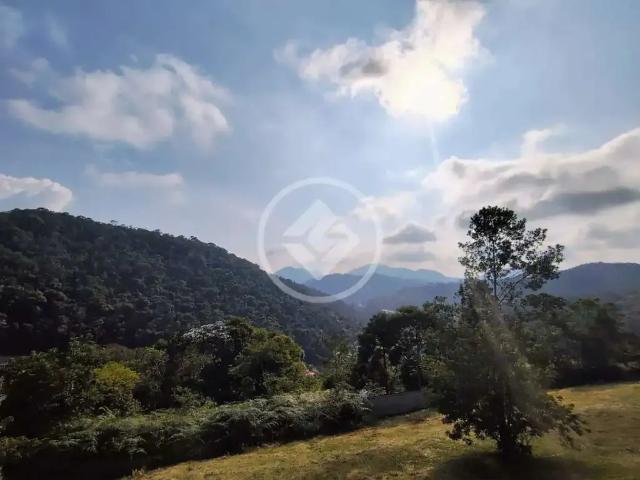 Terreno em Condomínio para Venda em Teresópolis/RJ Albuquerque