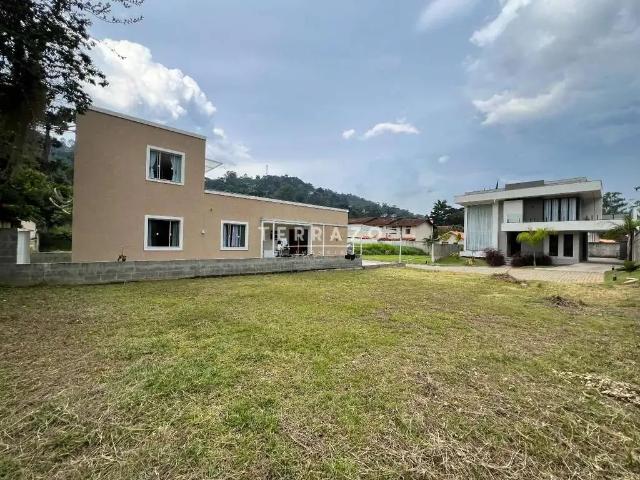 Terreno em Condomínio para Venda em Teresópolis/RJ Parque do Imbui