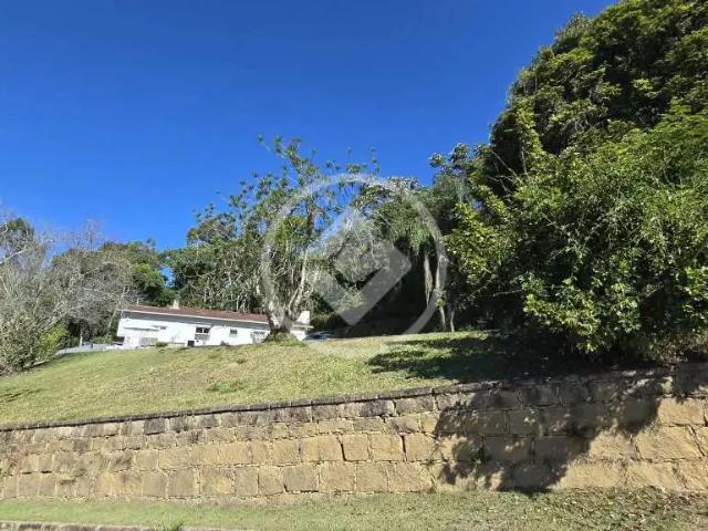Terreno em Condomínio para Venda em Teresópolis/RJ Parque do Imbui