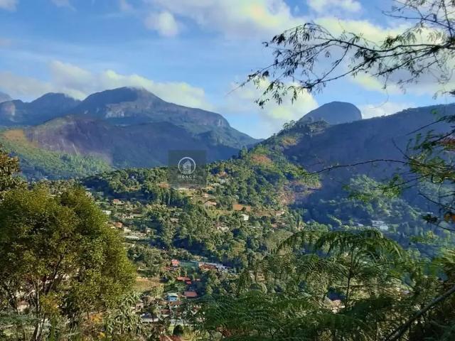 Terreno em Condomínio para Venda em Teresópolis/RJ Parque do Imbui