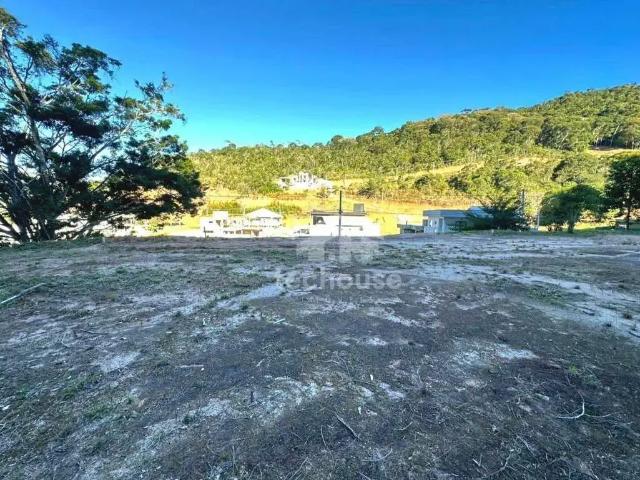 Terreno em Condomínio para Venda em Teresópolis/RJ Prata