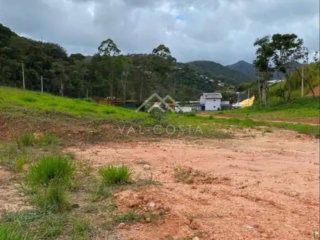 Terreno em Condomínio para Venda em Teresópolis/RJ Prata