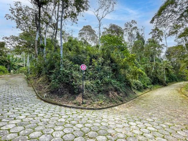 Terreno em Condomínio para Venda em Teresópolis/RJ Quebra Frascos