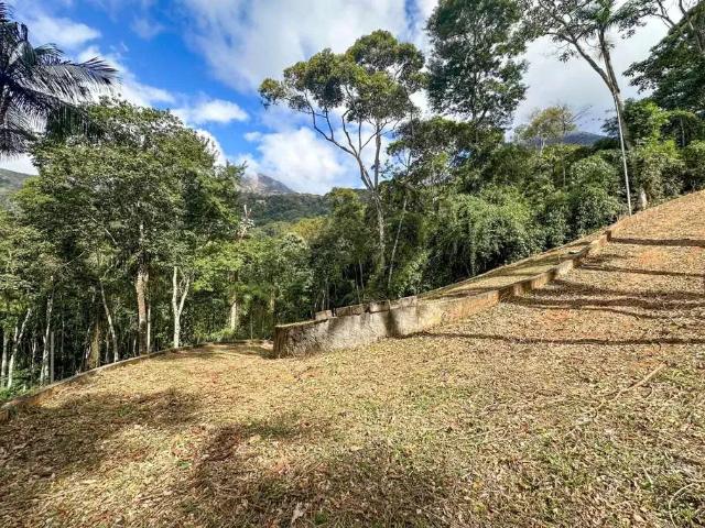 Terreno em Condomínio para Venda em Teresópolis/RJ Quebra Frascos