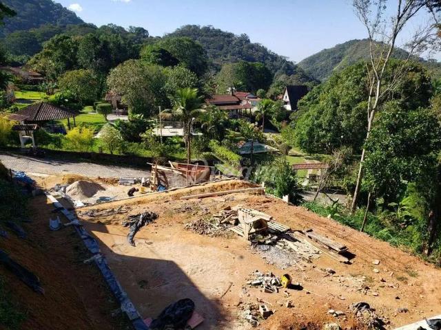 Terreno em Condomínio para Venda em Teresópolis/RJ Serra