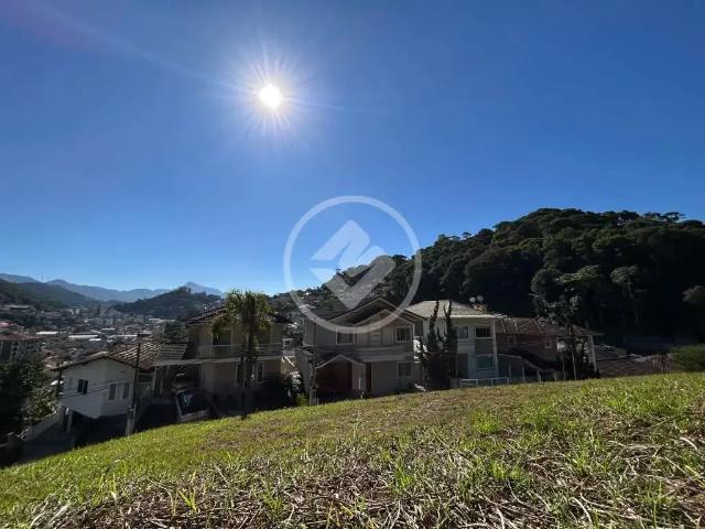 Terreno em Condomínio para Venda em Teresópolis/RJ Tijuca