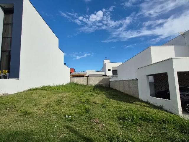Terreno em Condomínio para Venda em Tremembé/SP Morada do Visconde
