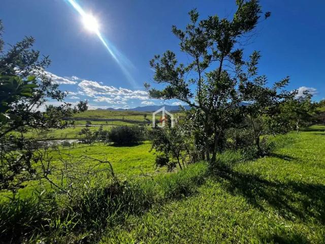 Terreno em Condomínio para Venda em Tremembé/SP Village da Serra
