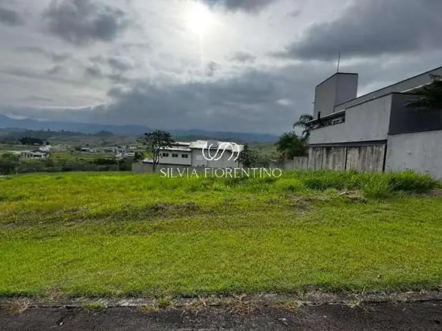 Terreno em Condomínio para Venda em Tremembé/SP Village da Serra