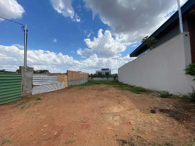 Terreno em Condomínio para Venda em Uberaba/MG Damha Residencial Uberaba III