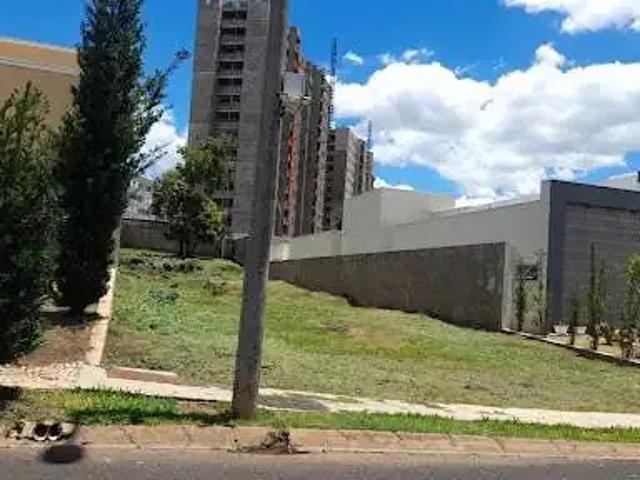 Terreno em Condomínio para Venda em Uberaba/MG Jardim do Lago