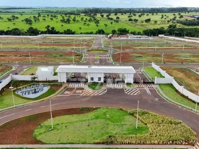 Terreno em Condomínio para Venda em Uberaba/MG Recreio dos Bandeirantes