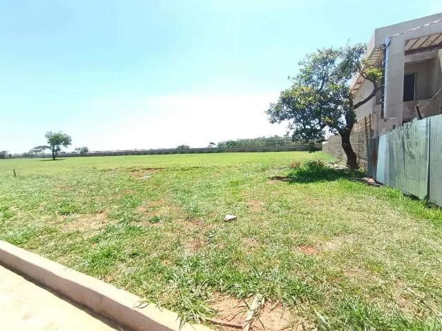 Terreno em Condomínio para Venda em Uberaba/MG Residencial Mário de Almeida Franco
