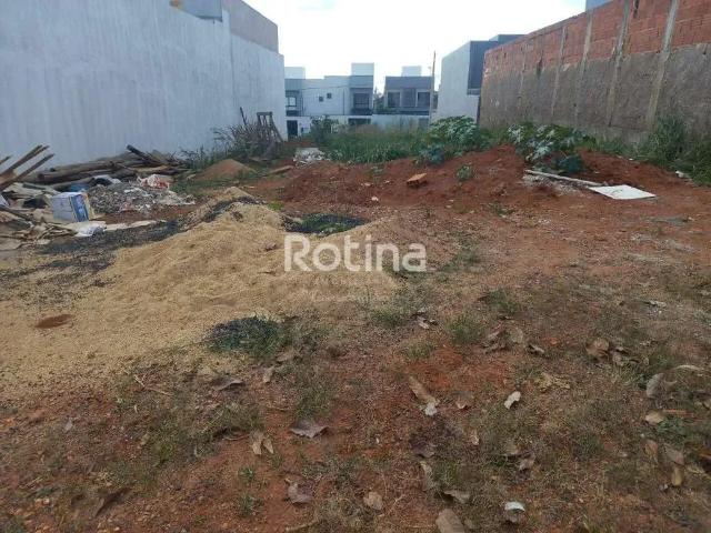 Terreno em Condomínio para Venda em Uberlândia/MG Aclimação