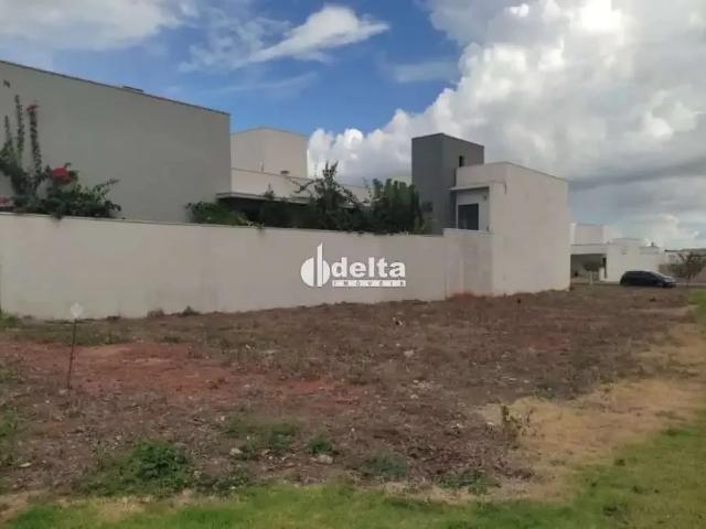 Terreno em Condomínio para Venda em Uberlândia/MG Grand Ville