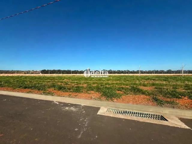 Terreno em Condomínio para Venda em Uberlândia/MG Grand Ville