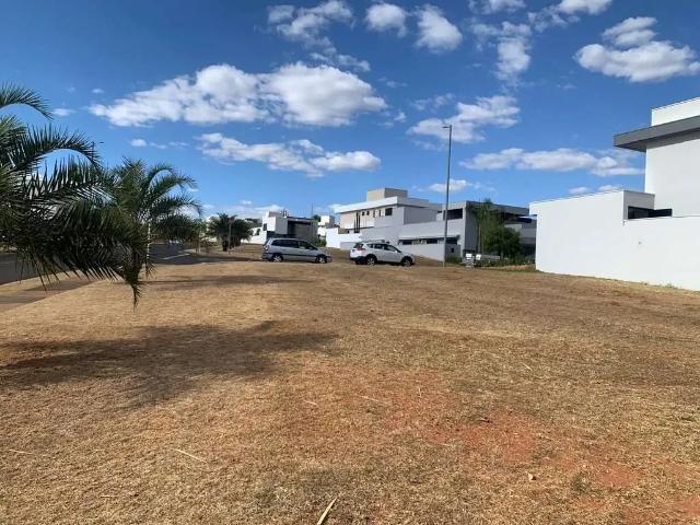 Terreno em Condomínio para Venda em Uberlândia/MG Granja Marileusa