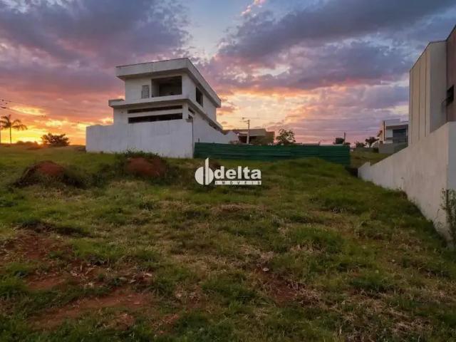 Terreno em Condomínio para Venda em Uberlândia/MG Granja Marileusa